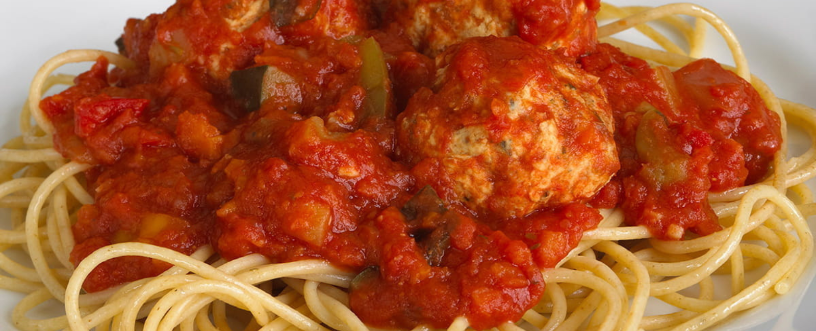 Whole Wheat Spaghetti with Marinara and Turkey Meatballs | CarePartners ...
